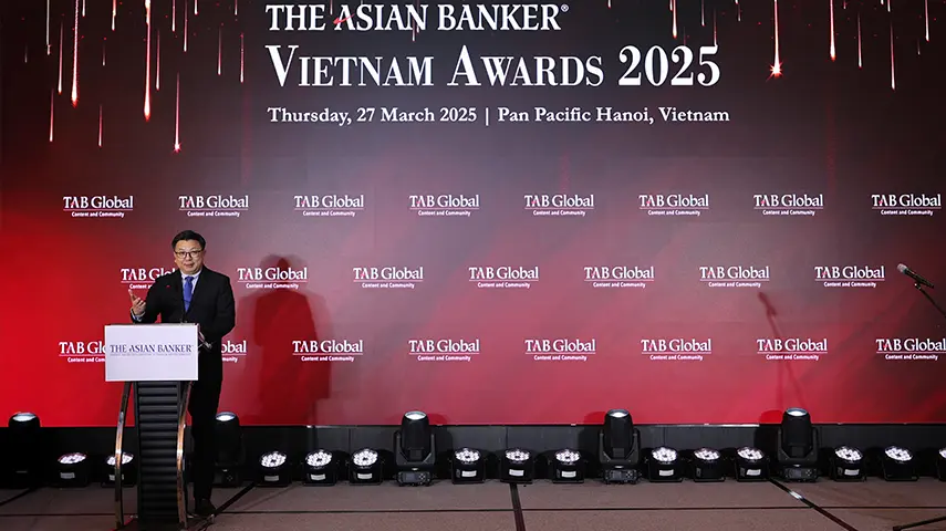 Vietnam accelerates financial innovation on strong economic momentum